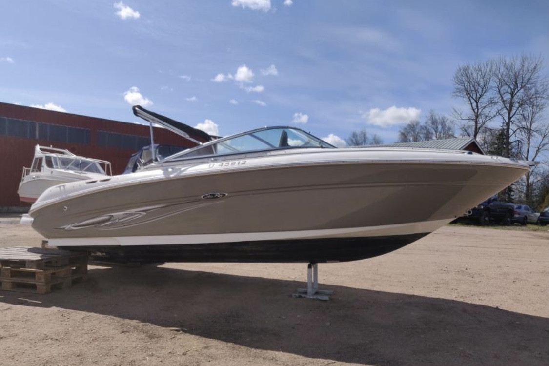 SEA RAY 220 SUN SPORT | Skipperi