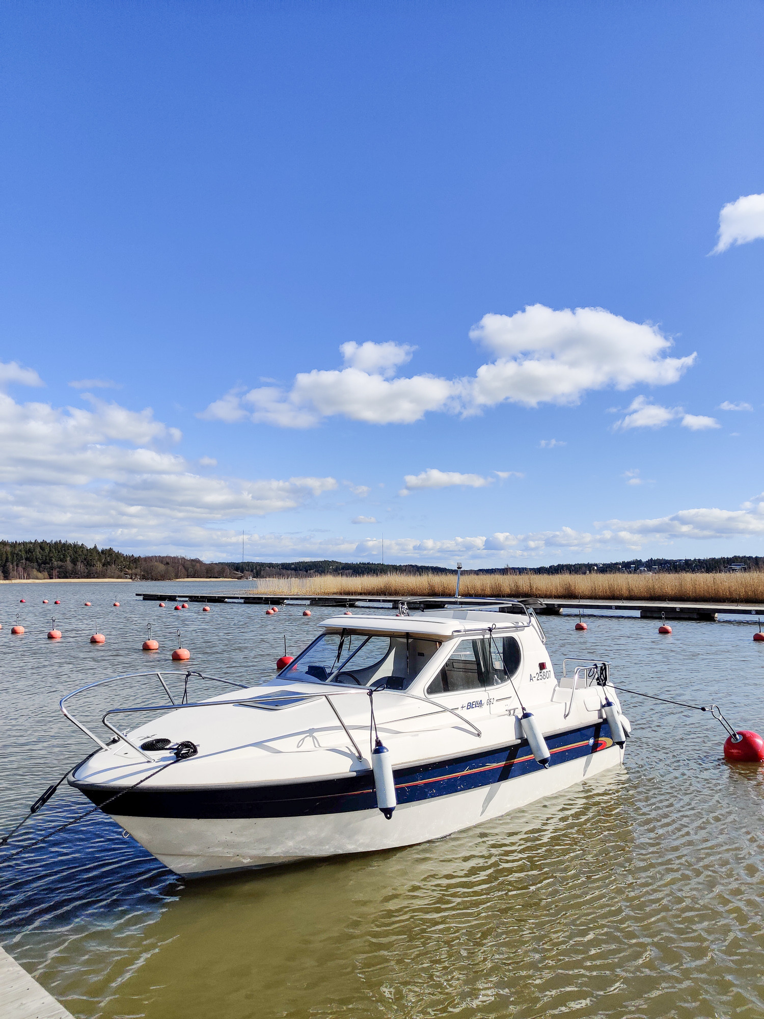 Bella 652 | Skipperi