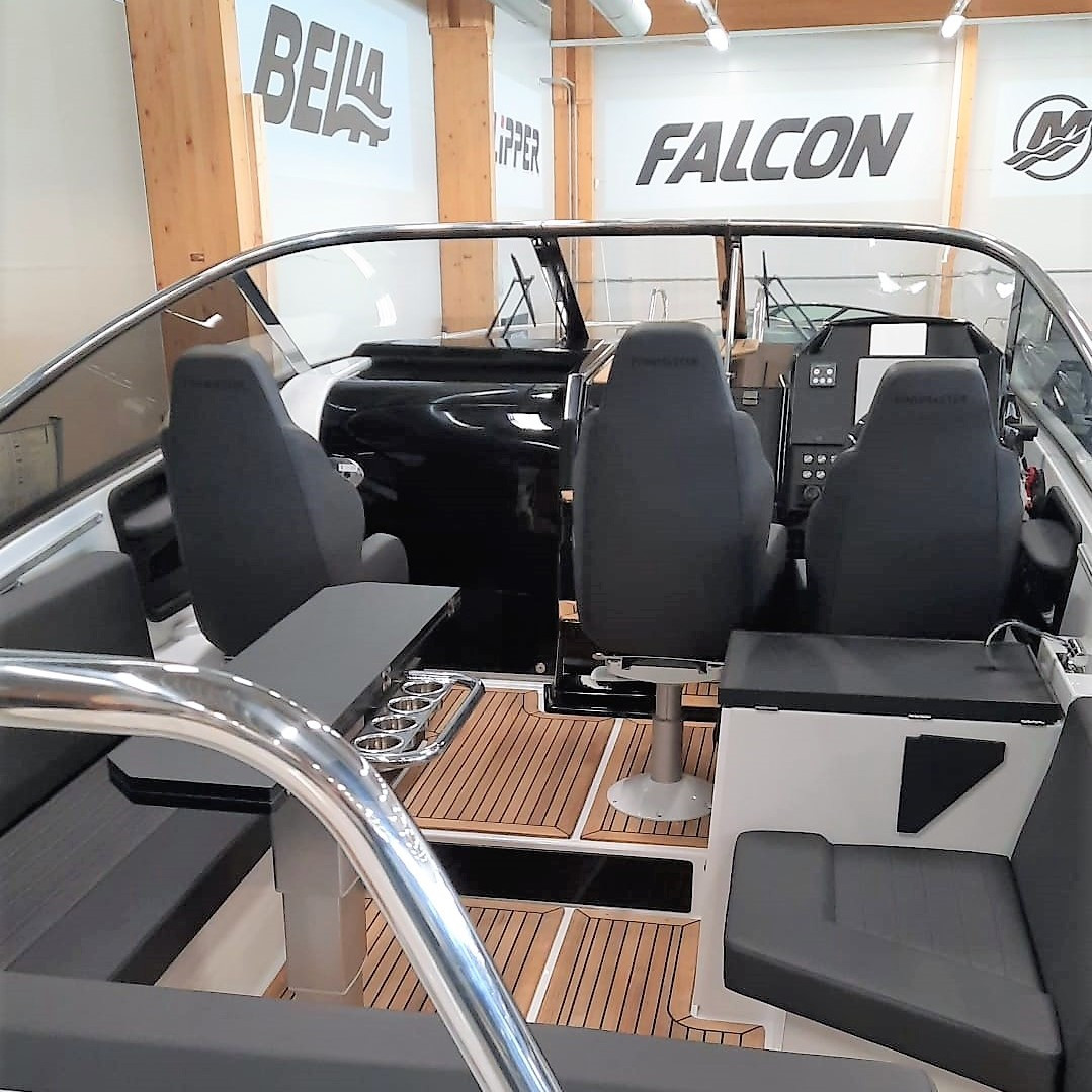 Finnmaster T8 | Skipperi