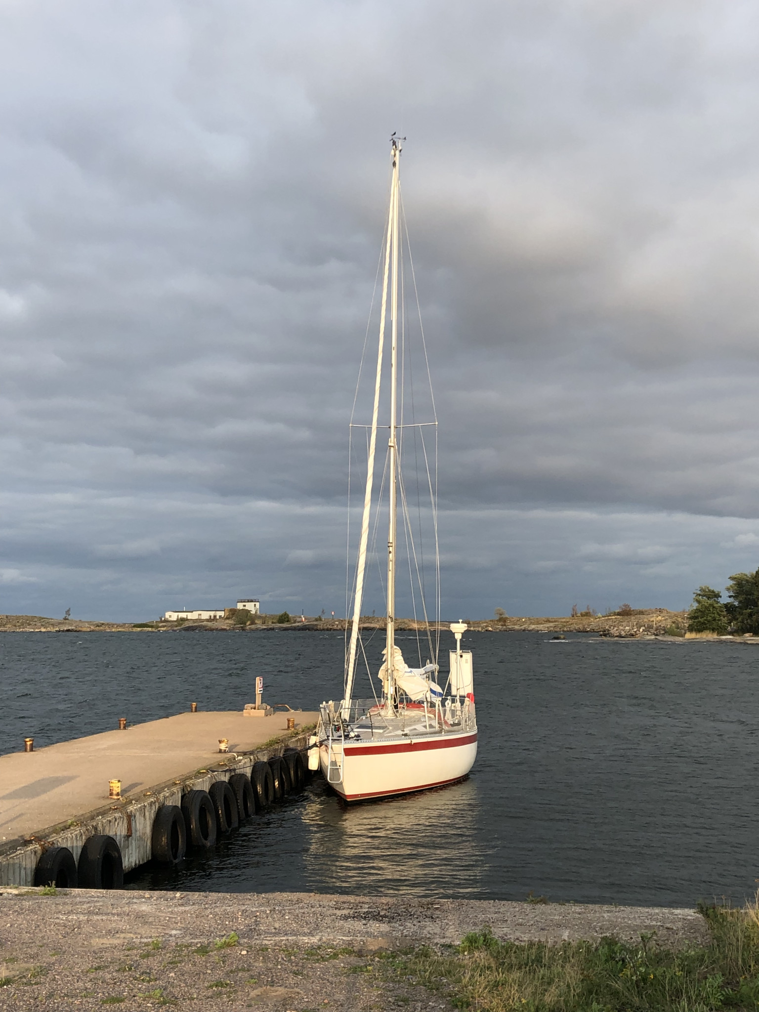 Sweden yacht C34 | Skipperi