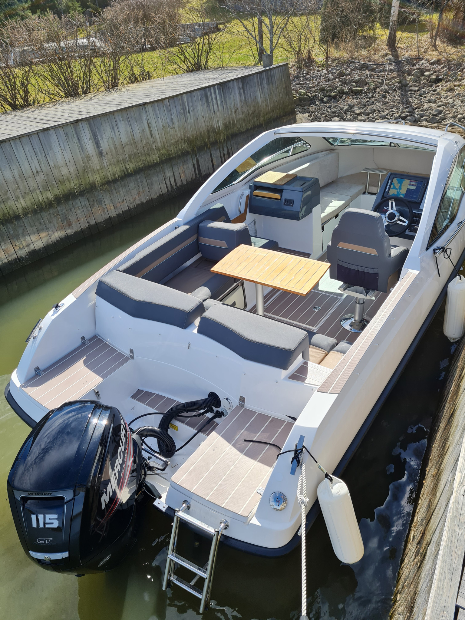 Flipper 640 ST | Skipperi