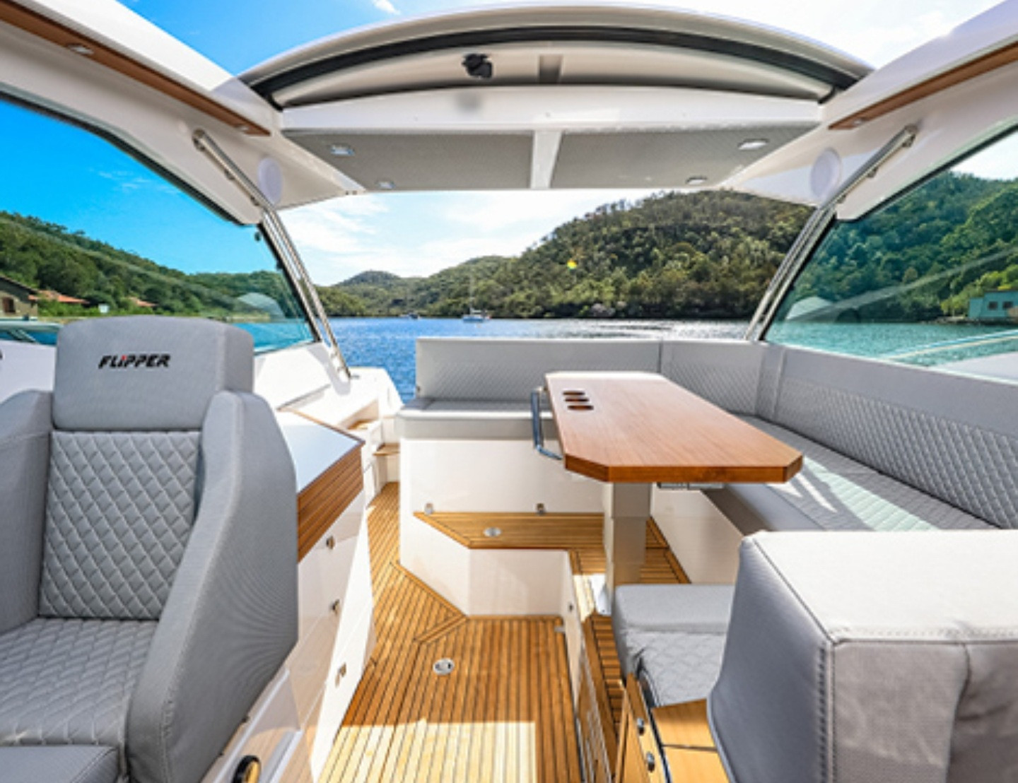 Flipper 900 ST | Skipperi