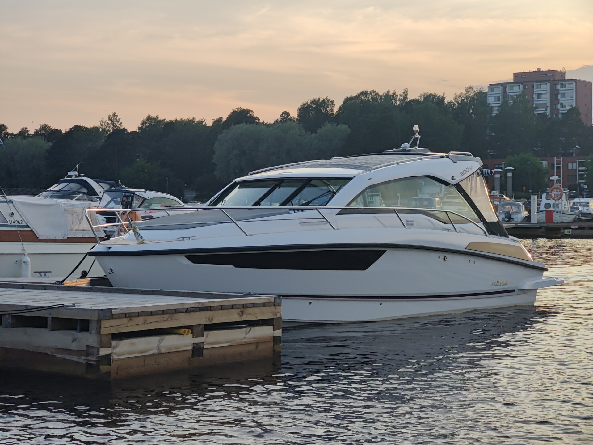 Flipper 900 ST | Skipperi