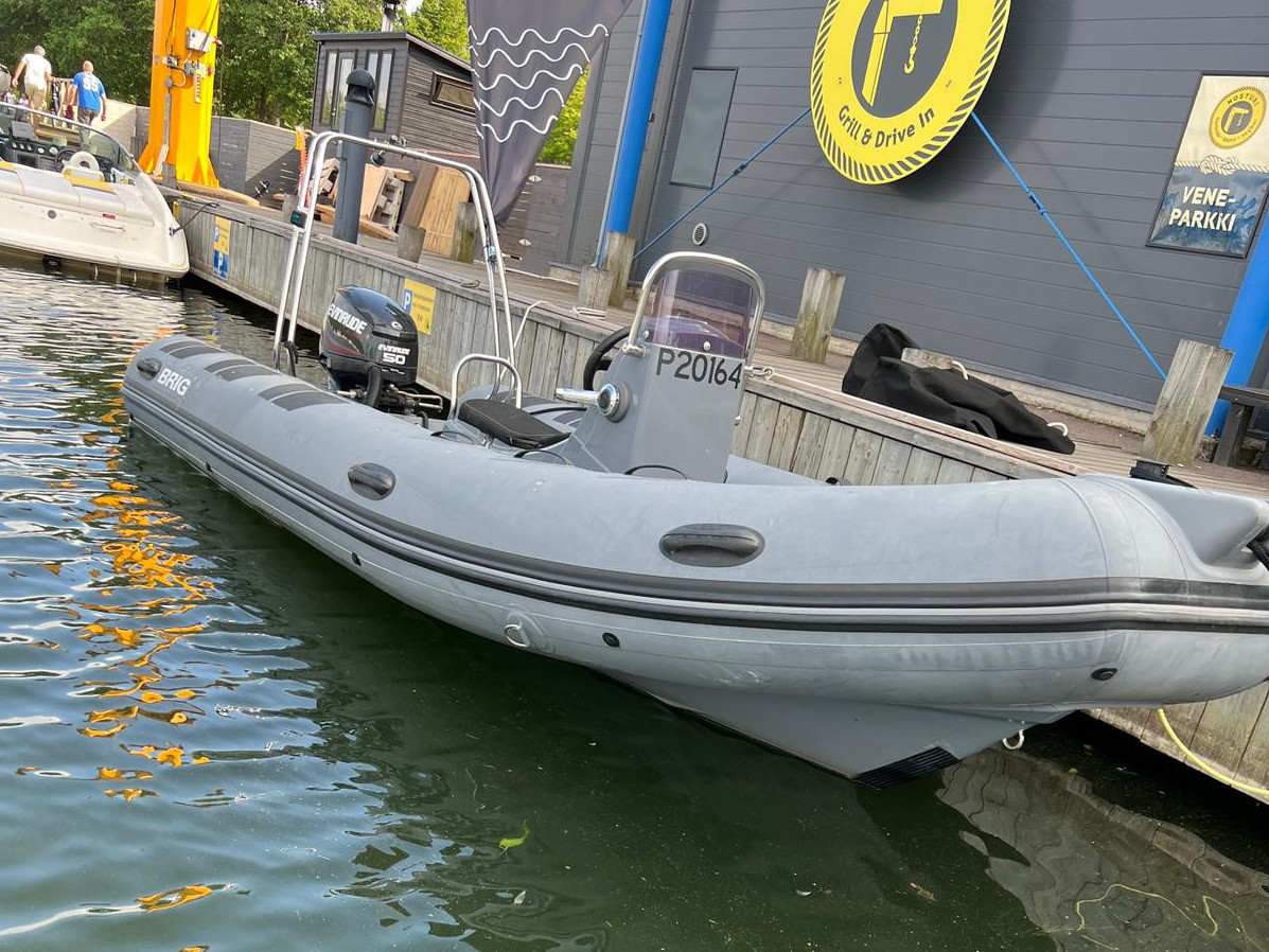 Brig F500 | Skipperi