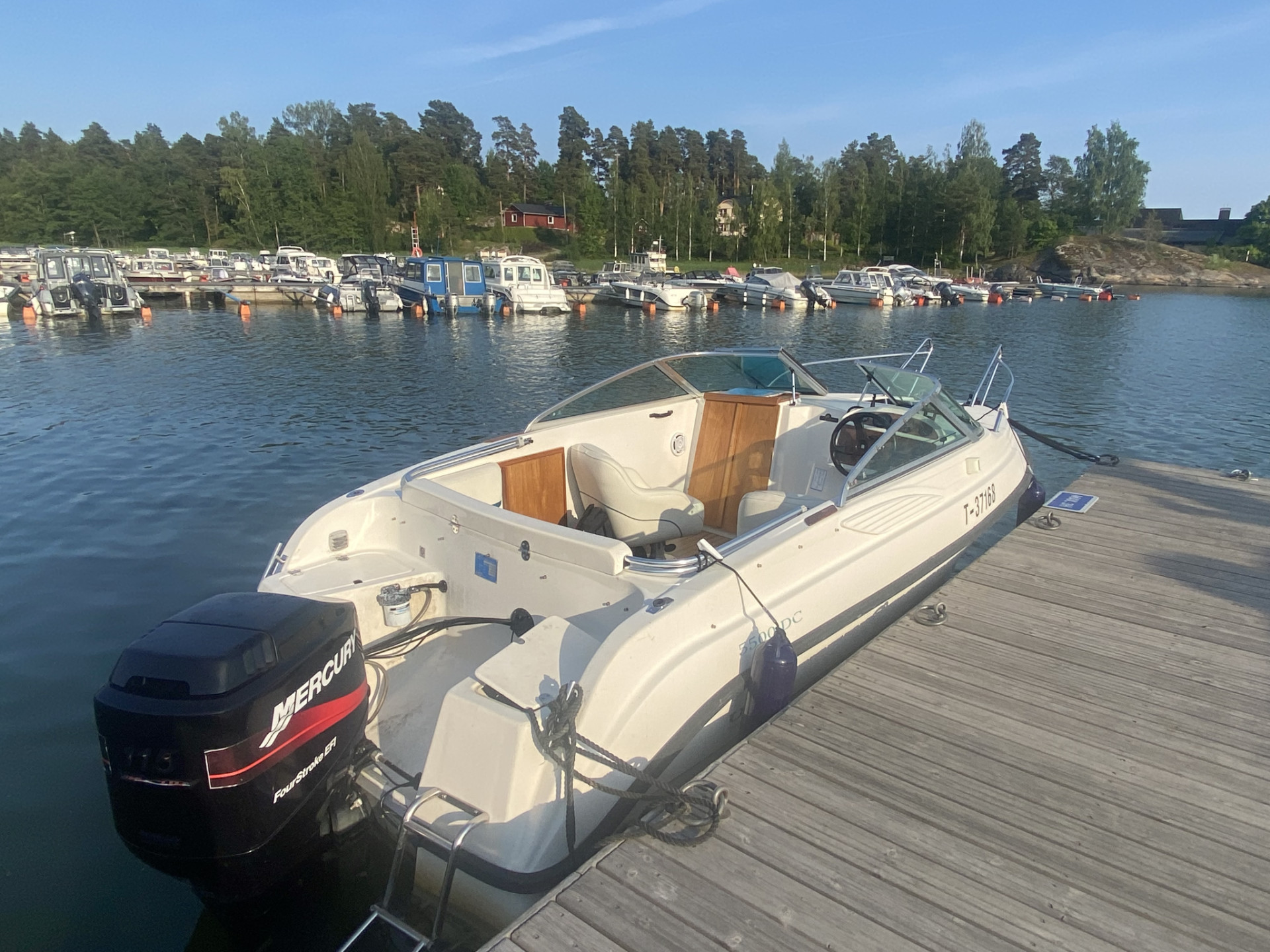 Uttern 5500 DC | Skipperi