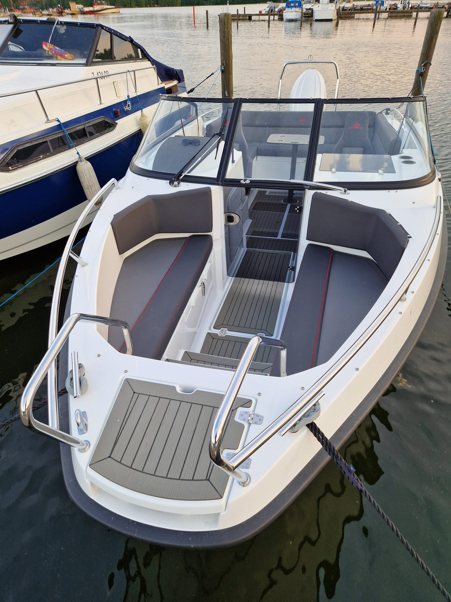 AMT 210 BR | Skipperi